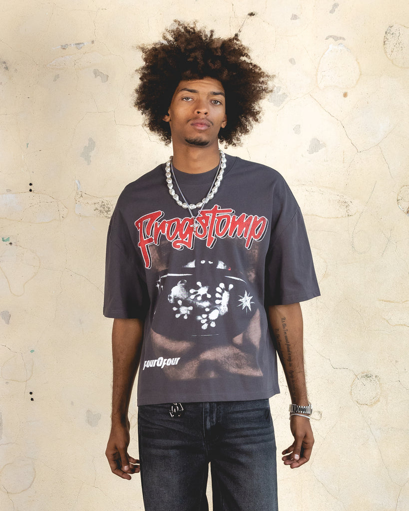 404 Frogstomp Cropped T-Shirt Charcoal | Culture Kings NZ